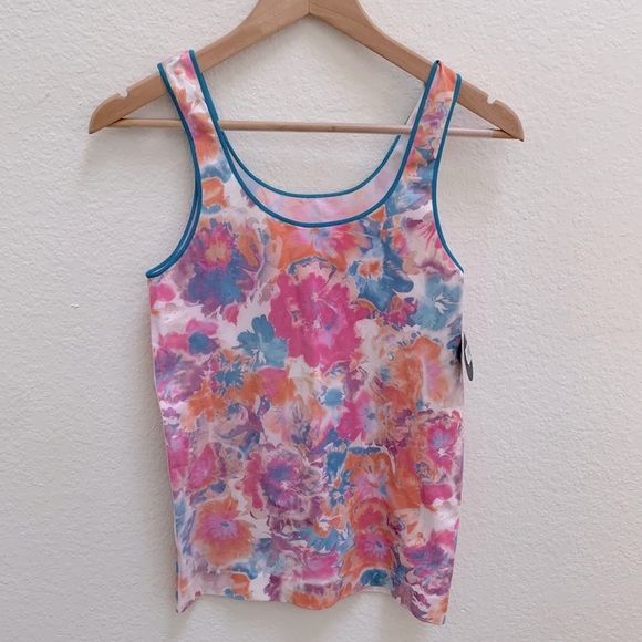 Shimera | Tops | Shimera Abstract Floral Print Seamless Tank | Poshmark